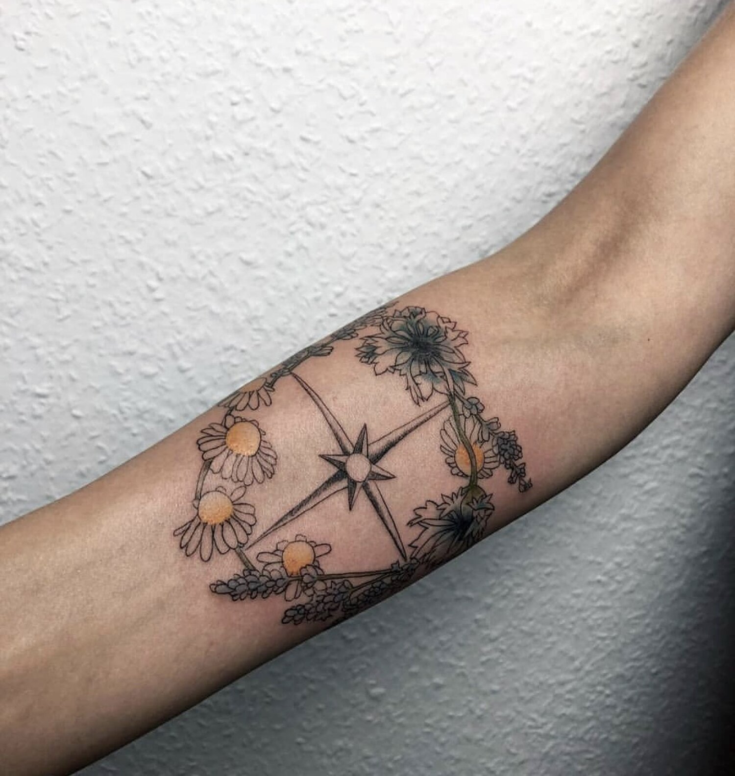 MyTattoo.com | Studio | Lemonade Tattoo
